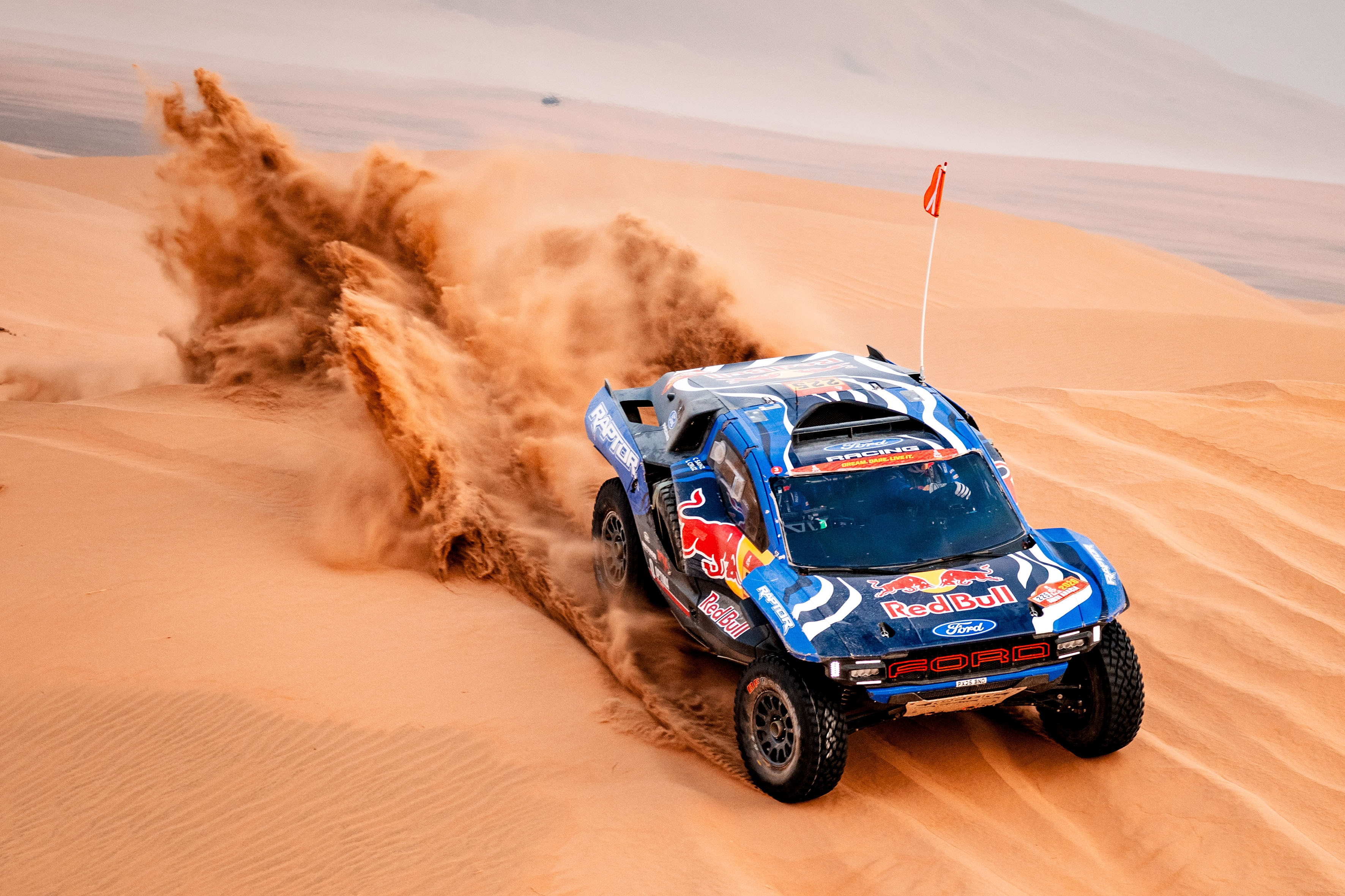 Beyond the Podium: Teamwork in the Heart of the Desert