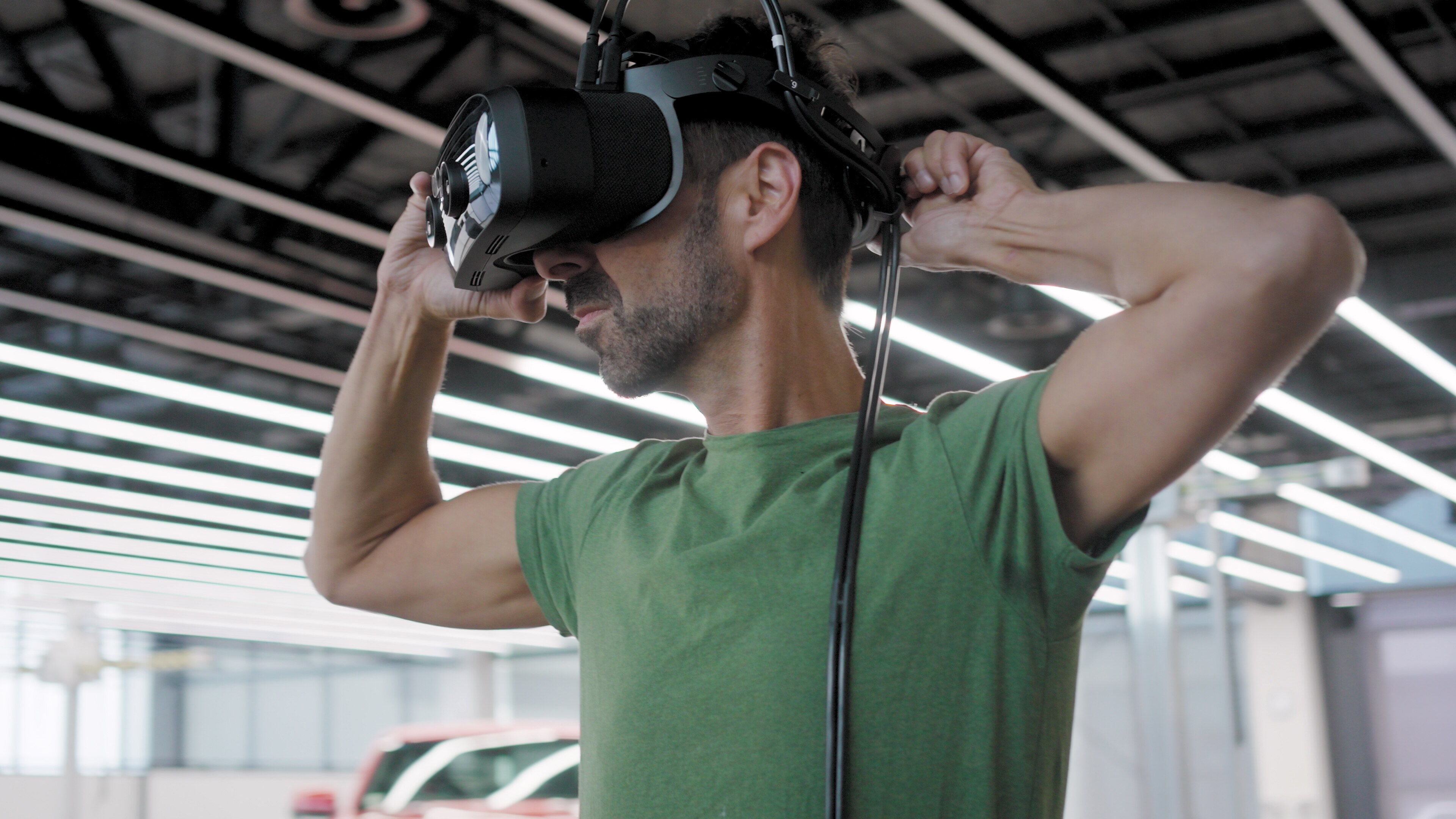 Inside Ford's Virtual Pit: How Mixed Reality Is Slashing Vehicle Design ...