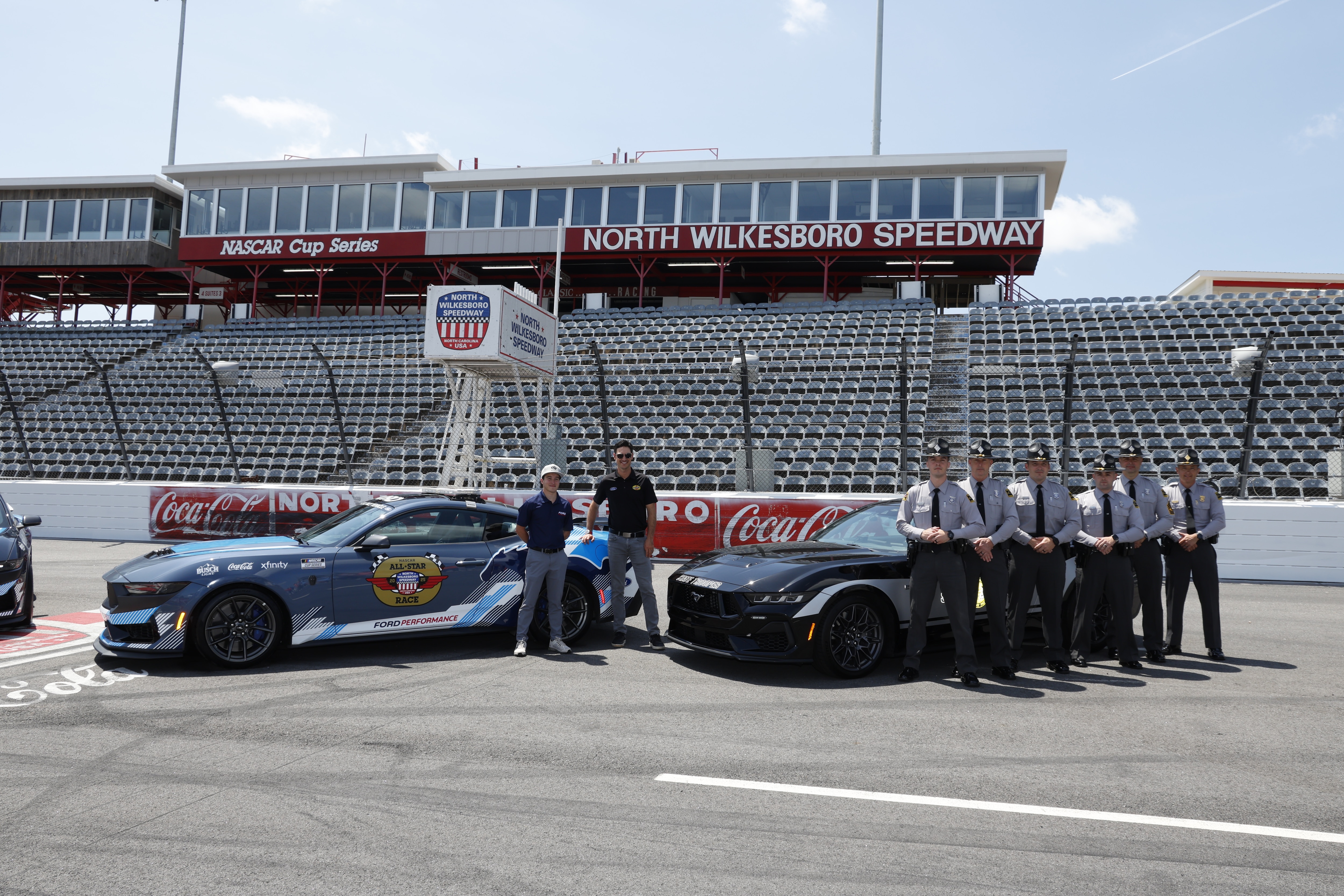 Ford Mustang Bringing Law Enforcement and Motorsports Together