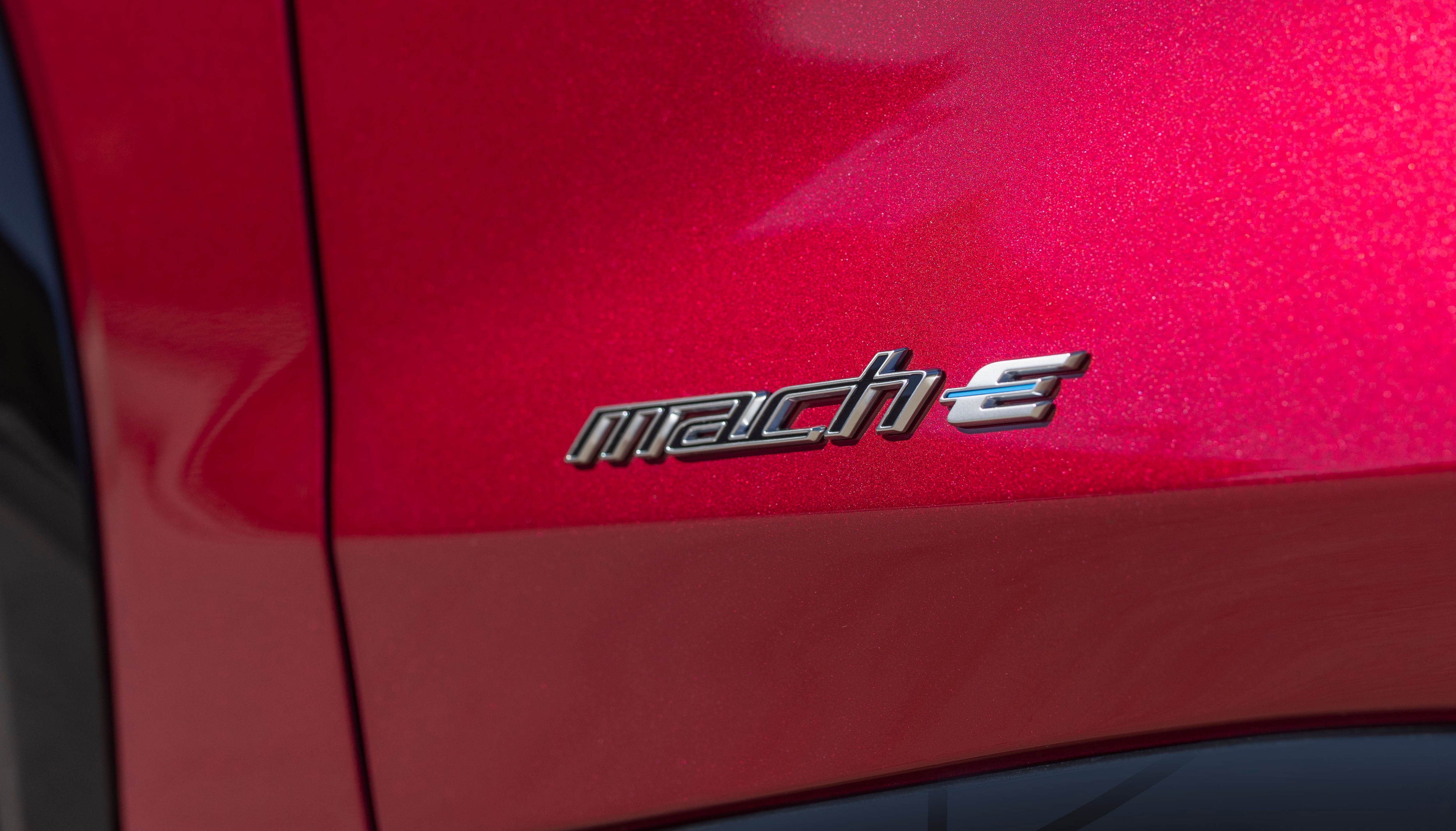 2025 Mustang Mach-E Adds Sportier Looks, Auto Lane Changes and More